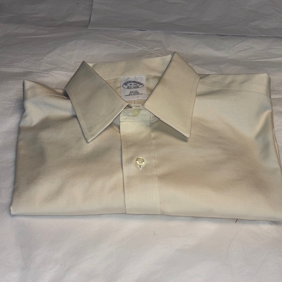 Brooks Brothers | Shirts | Brooks Brothers Cream Mens Dress Shirt 634 ...